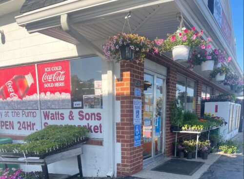Shopping Local - Visit Tappahannock